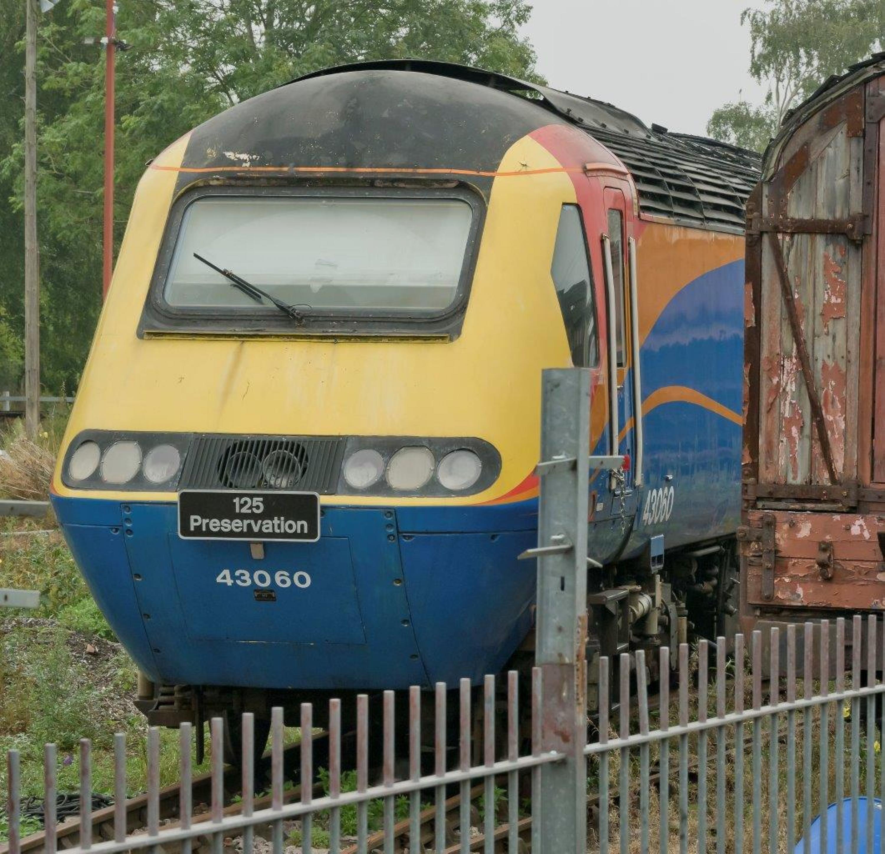 BR 43060 Class 253 HST Driving Motor Brake Built 1977