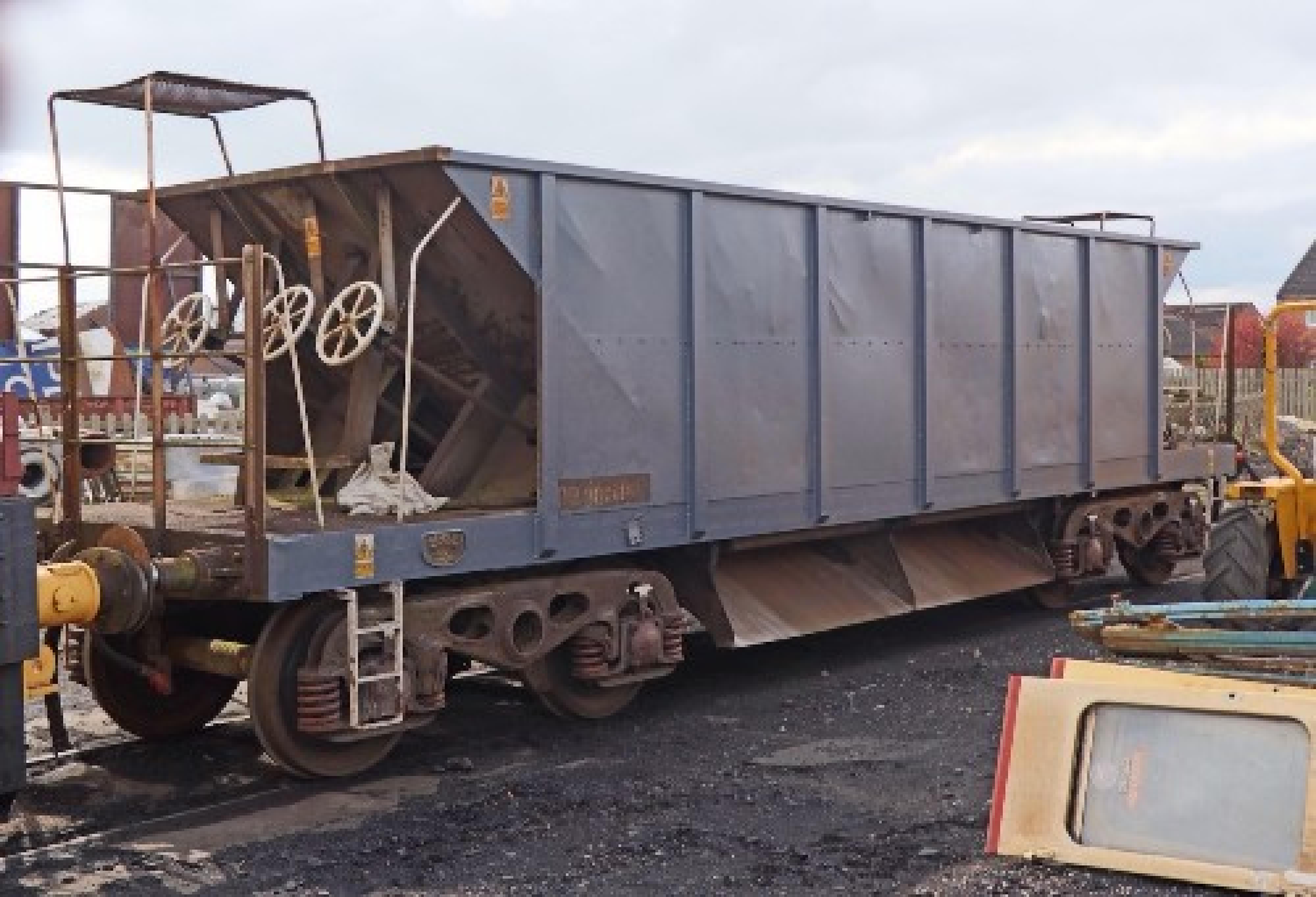 BR DB 980116 Ballast Hopper Built 1982
